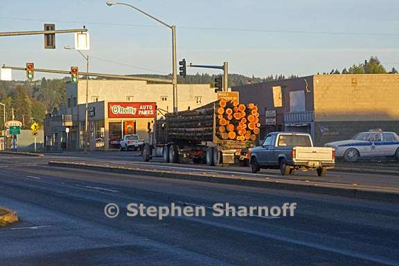 Sweet Home, Oregon in the morning